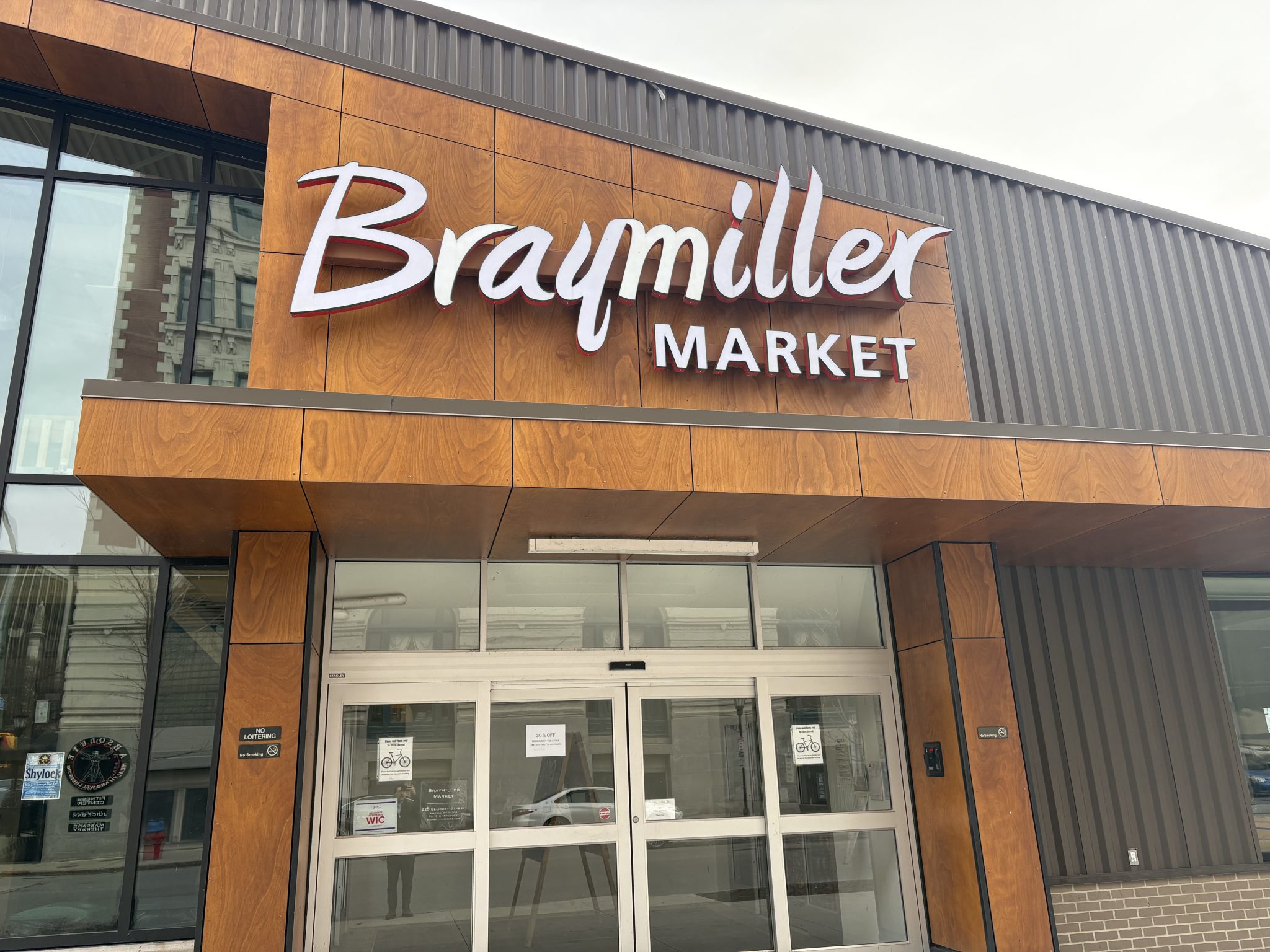 Braymiller Market building in downtown Buffalo remains in limbo ...