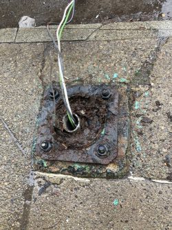 Buffalo’s streetlight maintenance “haphazard and substandard ...